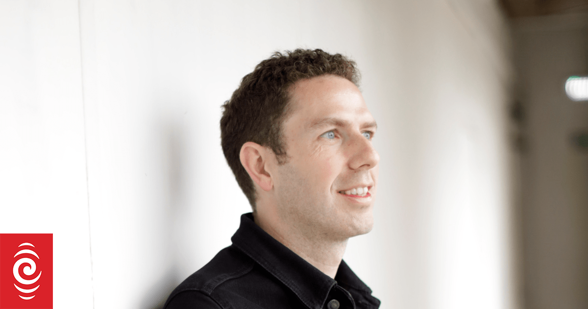 David Robson: Avoid being a toxic friend | RNZ