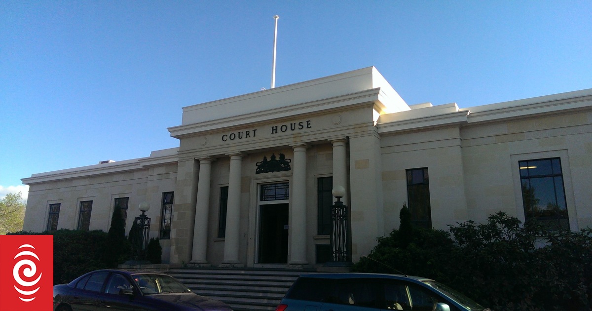 Blenheim gymnastics coach Gregory Pask admits further sex offences ...