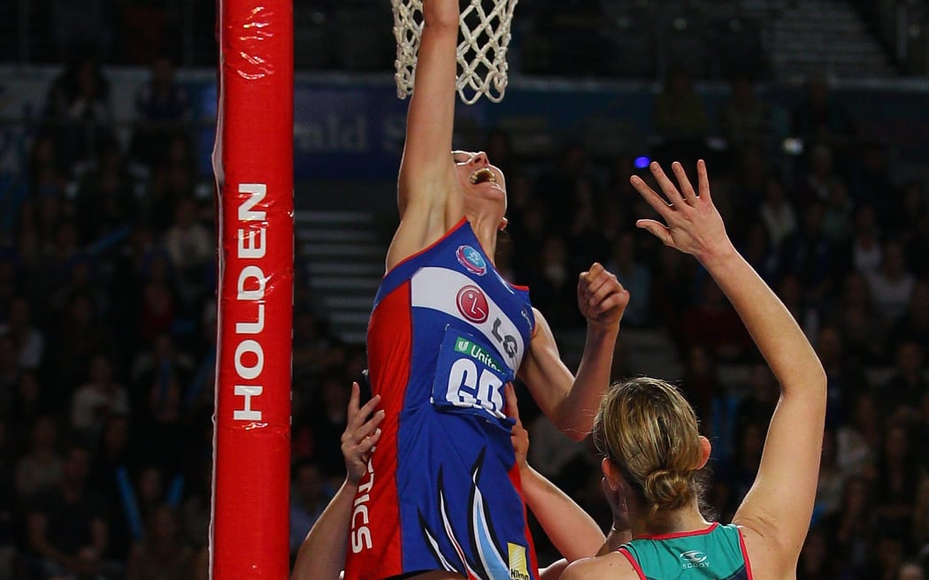 The hoist: How one act left a permanent mark on netball | RNZ News