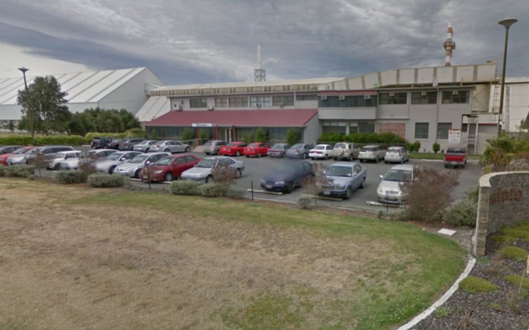 Sulphur fire at Hawke's Bay fertiliser plant | RNZ News