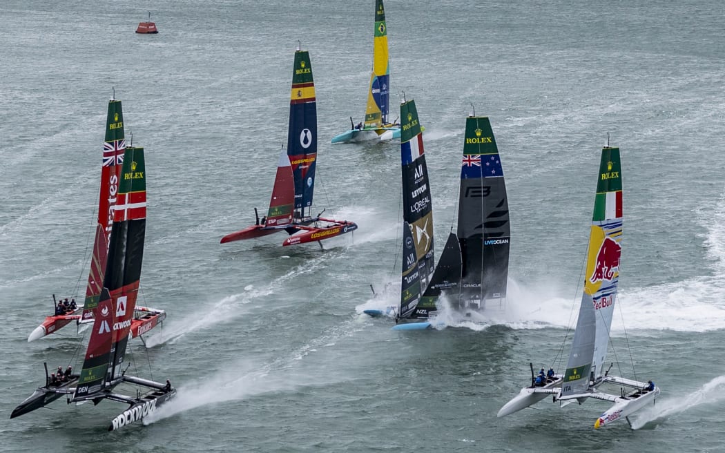 How a wind gust triggered high-speed Auckland SailGP crash | RNZ News