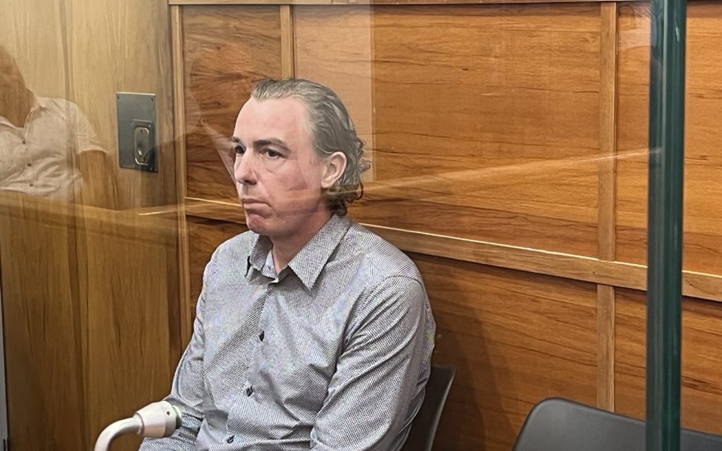 Engineer Jonathan Beau Hall who forged colleagues' signatures on house ...