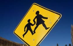 Teens hitch-hike to school after school bus route cut | RNZ