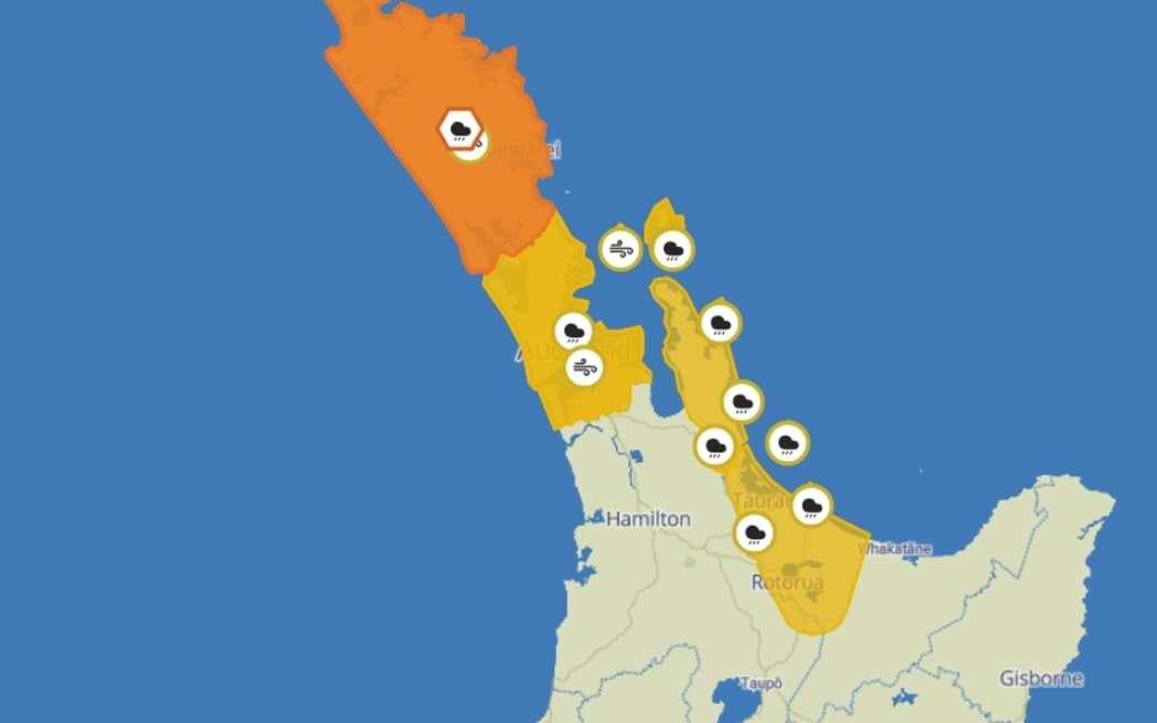 Orange heavy rain warnings issued for parts of North Island | RNZ News