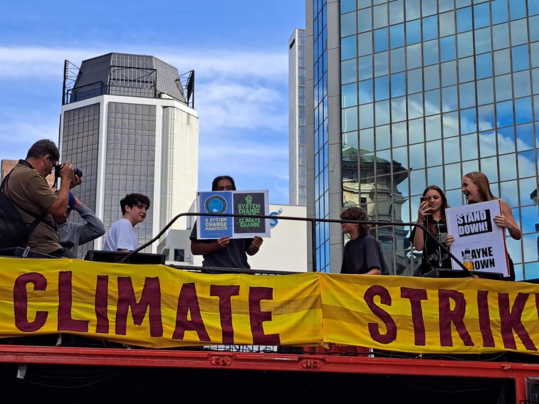 Climate strikes: Thousands march around New Zealand to demand action ...