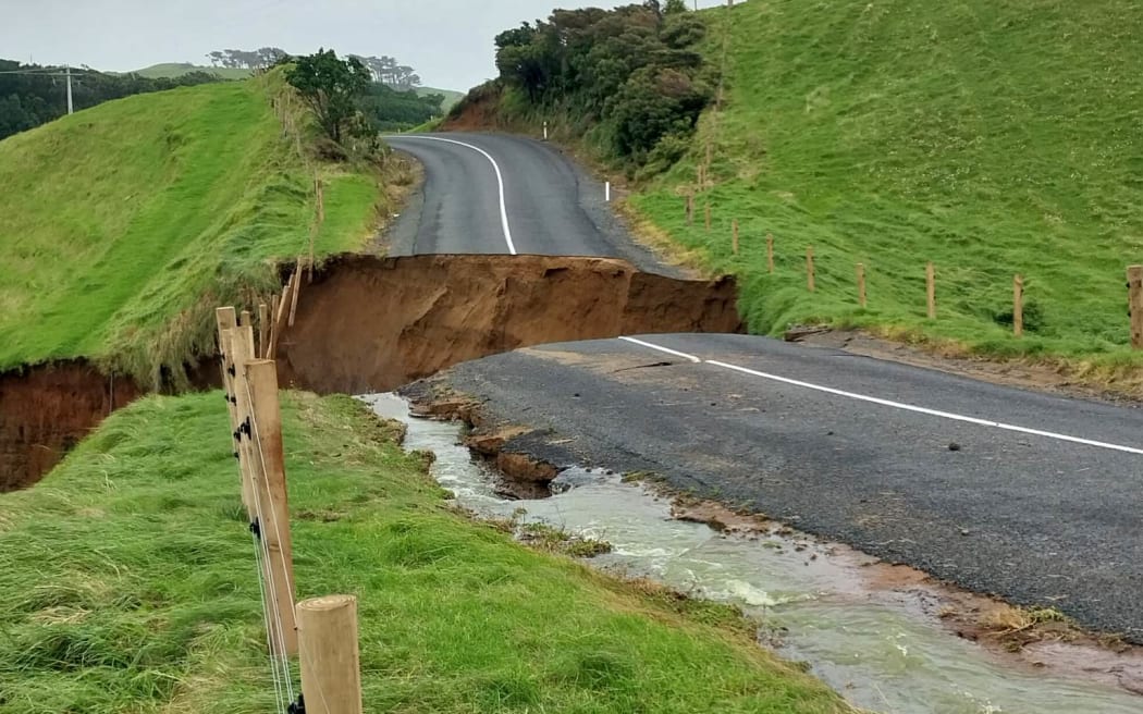 Widespread damage: Cyclone Gabrielle in pictures | RNZ News