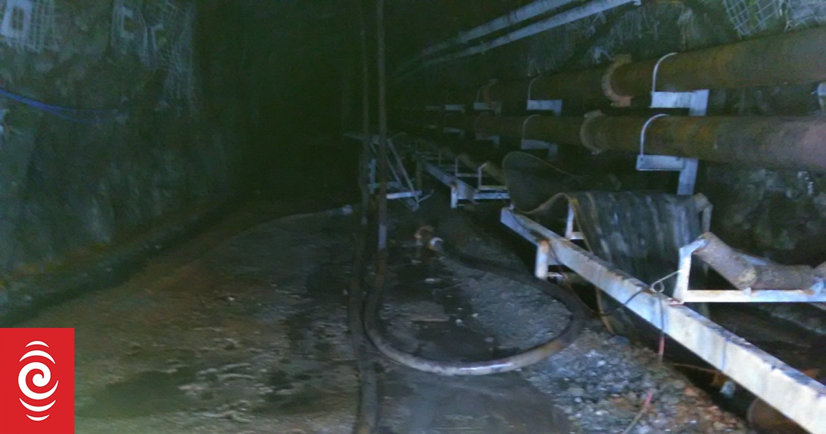 Pike recovery halted after dangerous residue discovered | RNZ