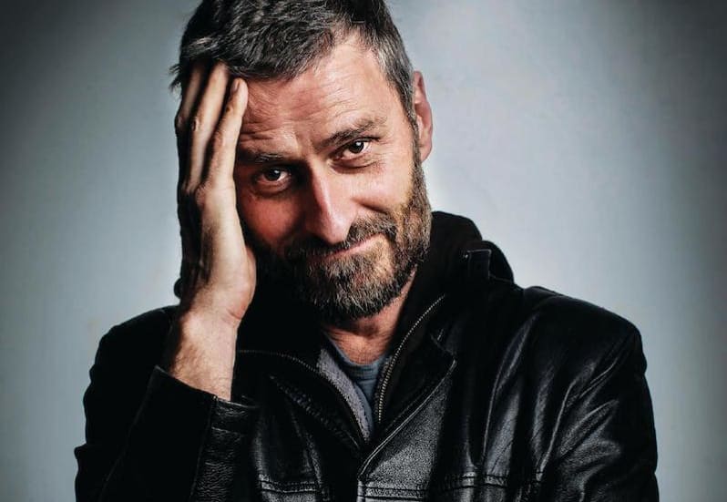 Book review - Acting and How to Survive It by Peter Feeney | RNZ