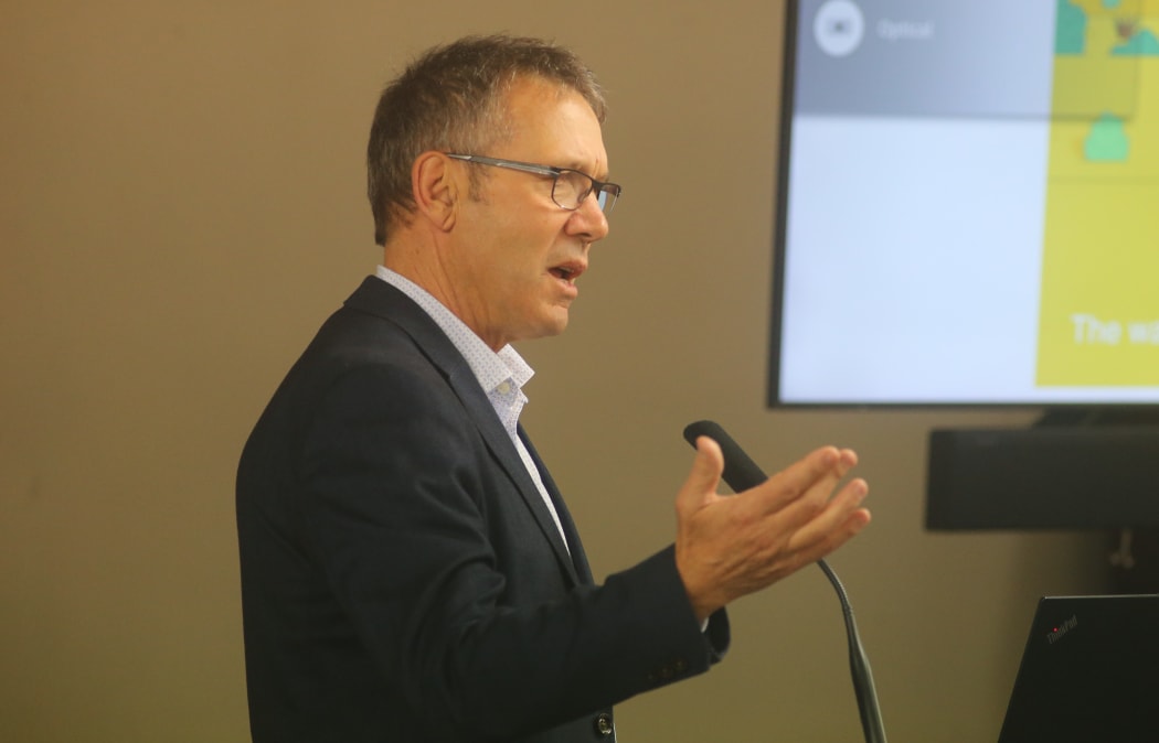 National MP Stuart Smith faces climate-change deniers' wrath in ...