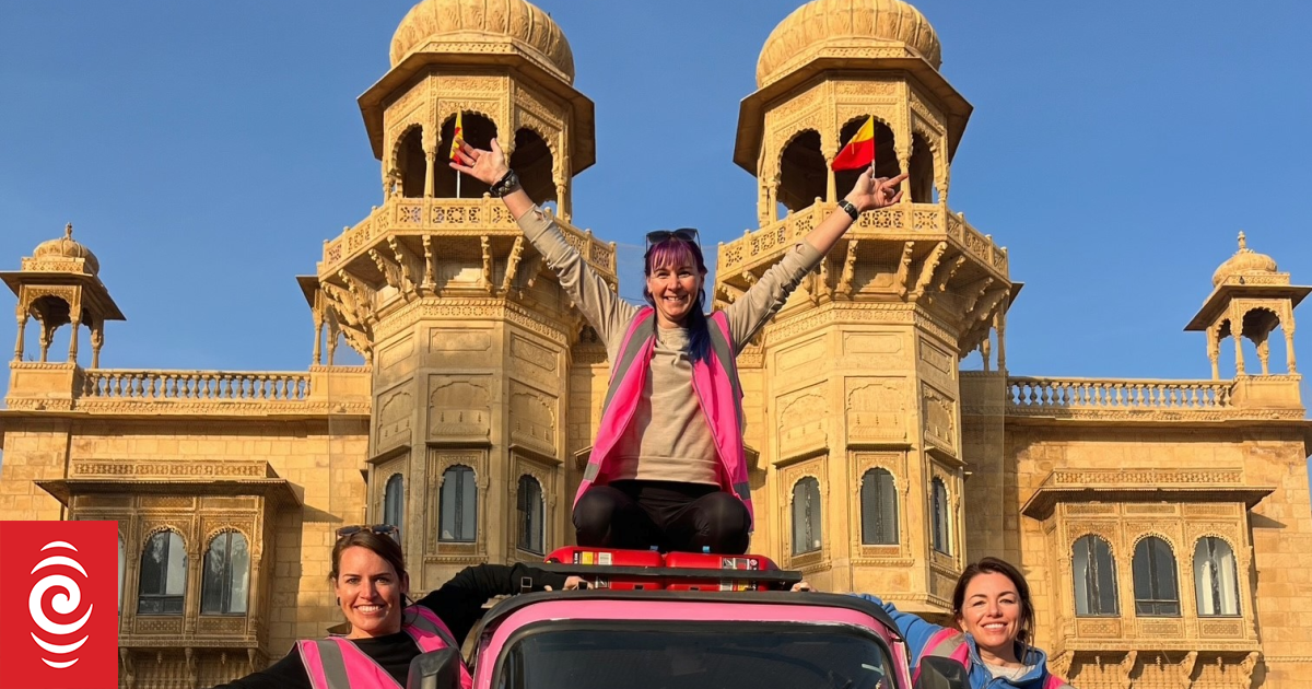 Kiwi trio complete 3000km Rickshaw Run through India's west coast | RNZ ...
