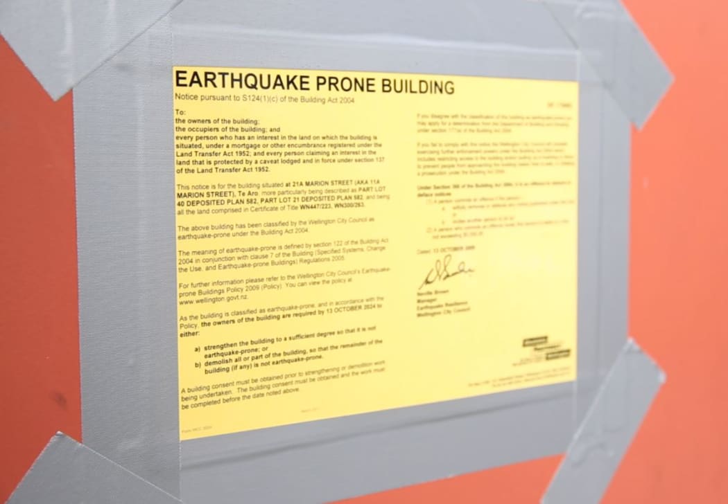 Earthquake prone: Yellow sticker insecurity | RNZ News