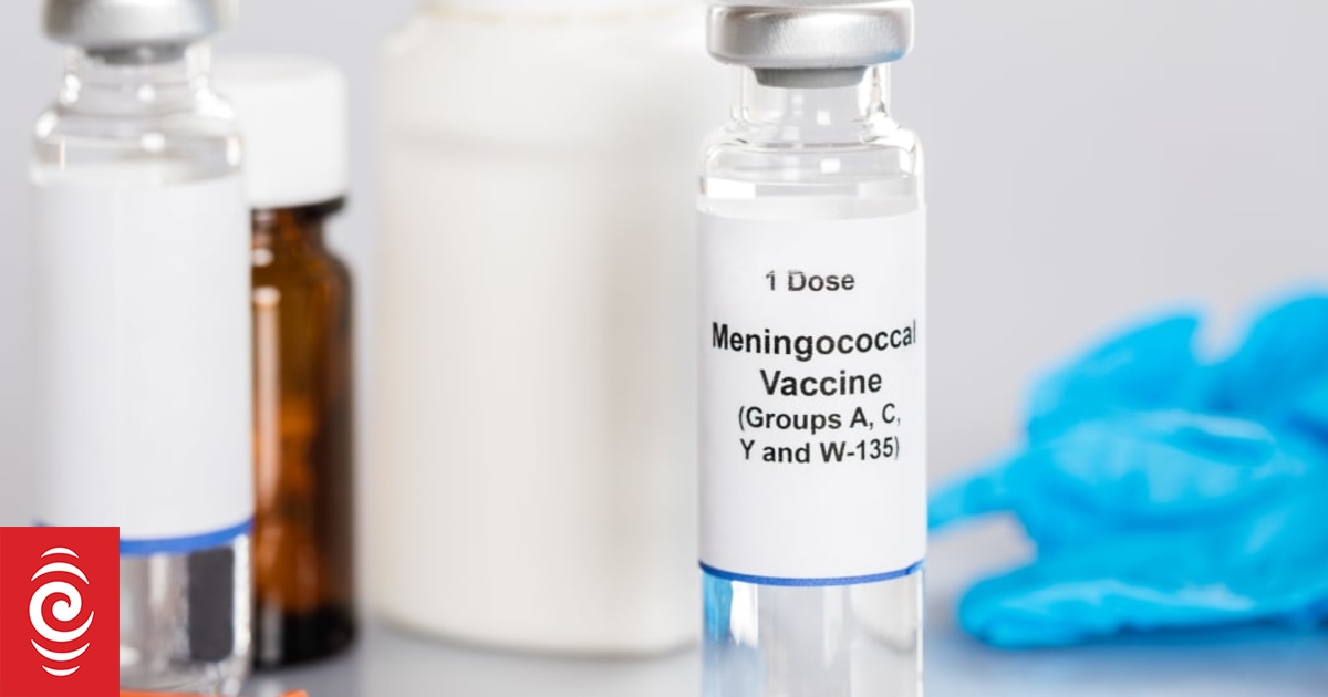 Free meningococcal vaccines for young people in close living situations ...