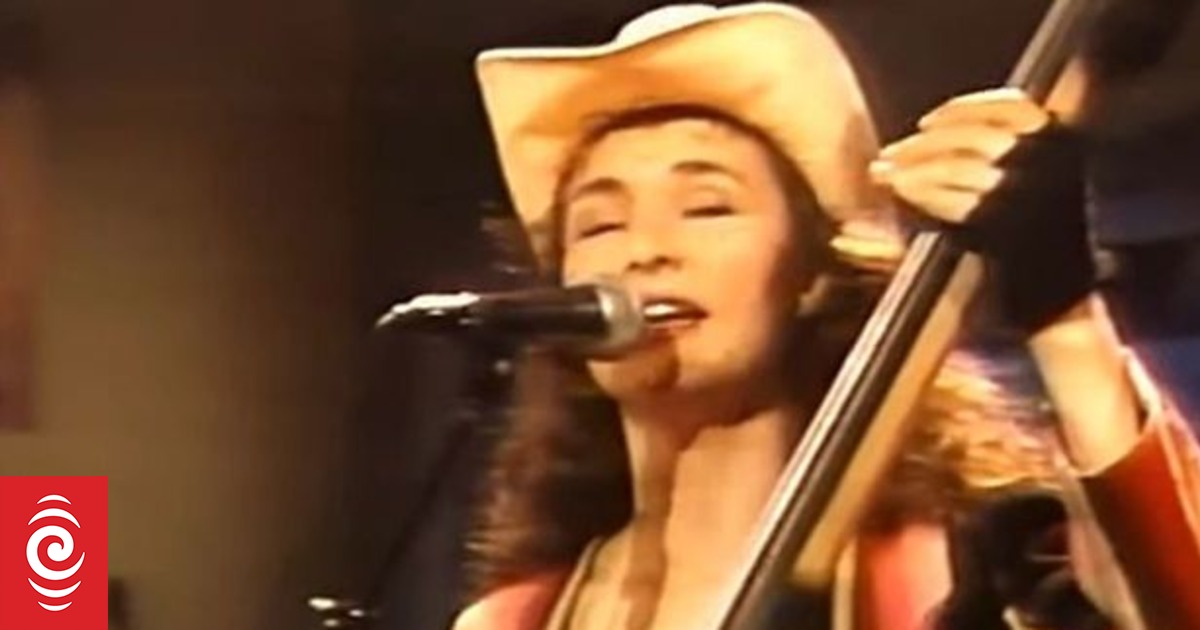 Laura Lynch, founding member of the Dixie Chicks, dies in car crash ...