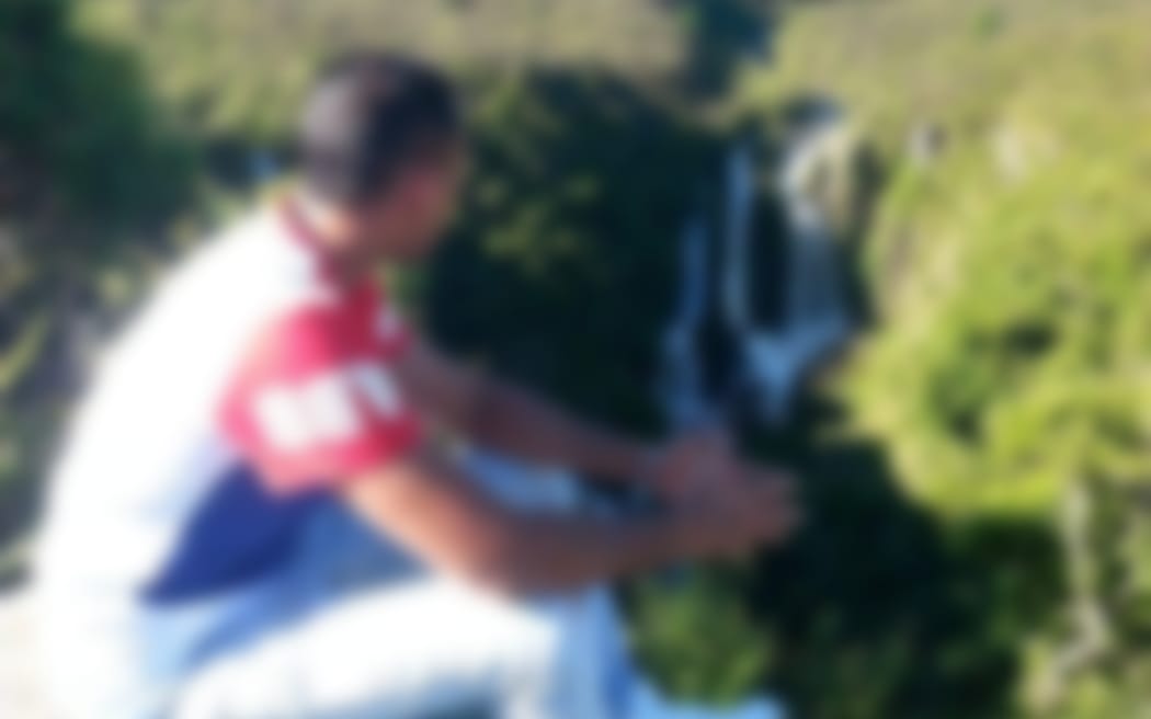 ‘I can finally be free’ - why an overstayer has decided to return home ...