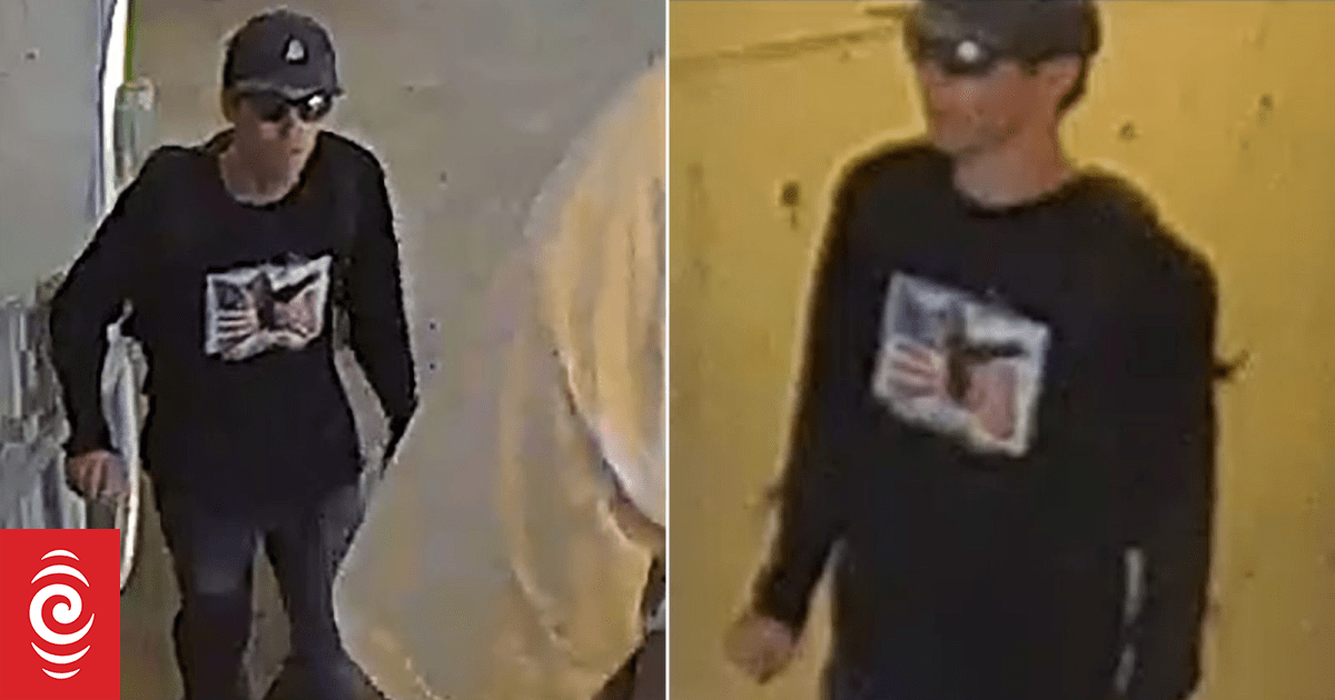 Shooter still at large after Trump ally and activist Charlie Kirk ...