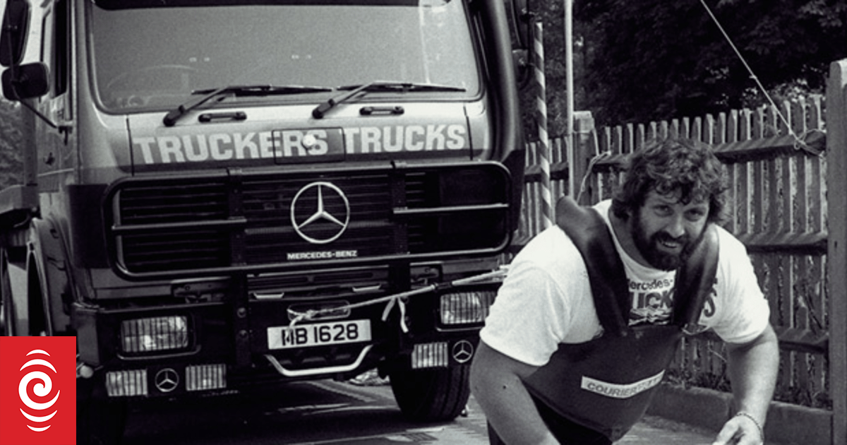 British strongman, Olympian and budgie breeder Geoff Capes dies aged 75 ...