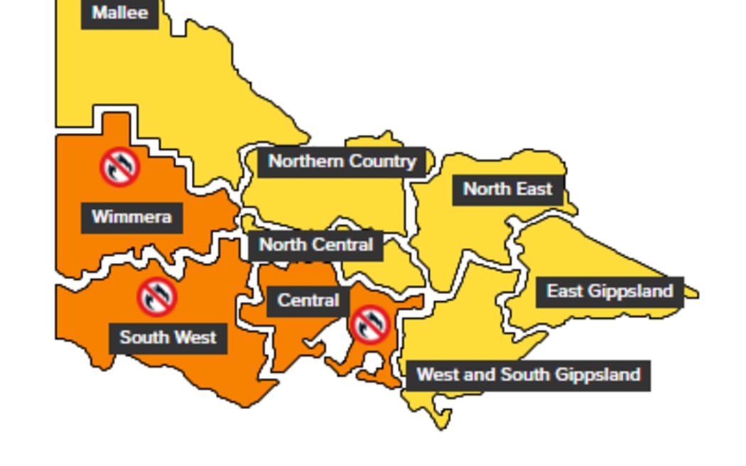 Total fire ban declared for parts of Australia as heatwave hits | RNZ News