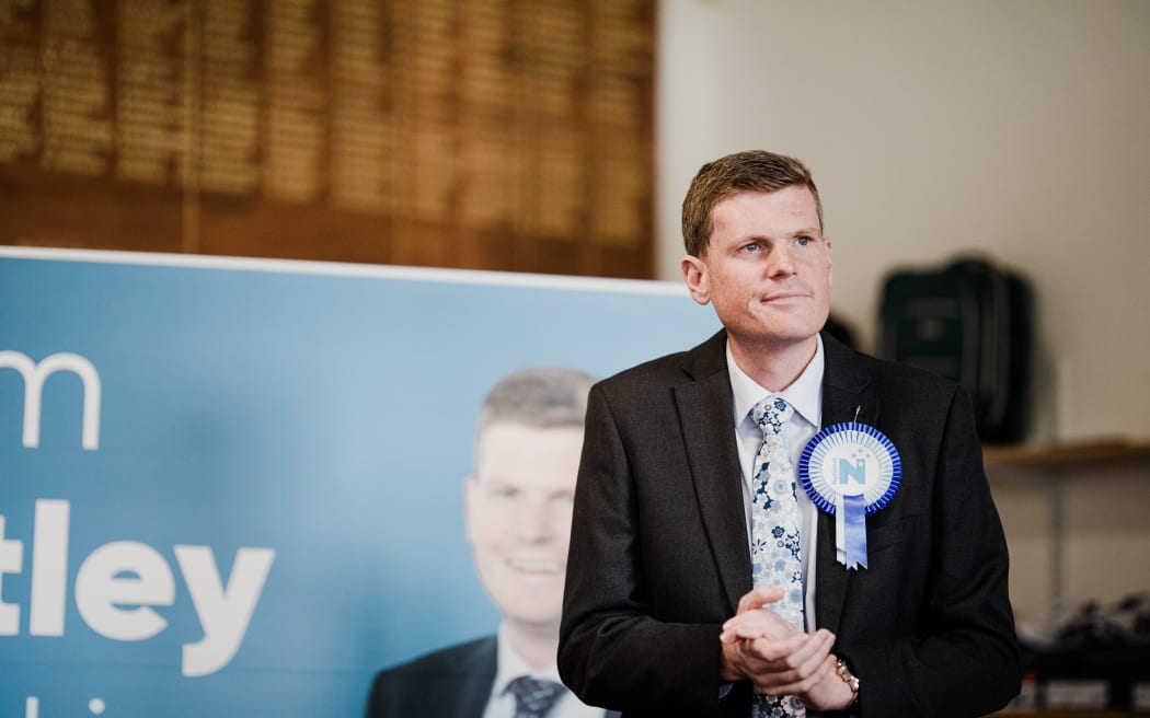 National MP Tim Costley apologises to Grant Robertson over shower ...