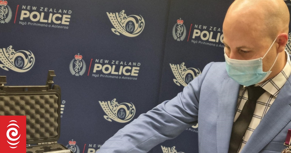 New drug scanner will aid on-the-spot substance identification | RNZ News