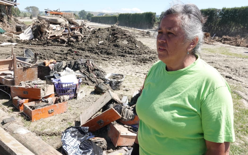 Cyclone Gabrielle: Mother thanks 'guardian angel' daughter for saving ...