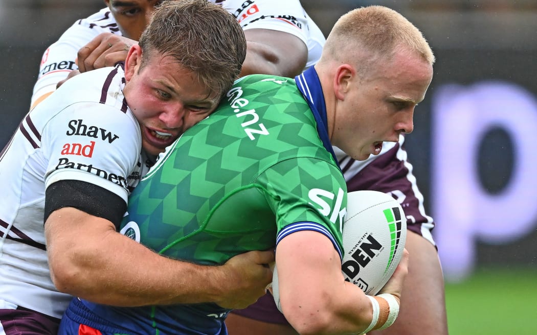 NZ Warriors facing early halves crisis through heavy NRL pre-season ...