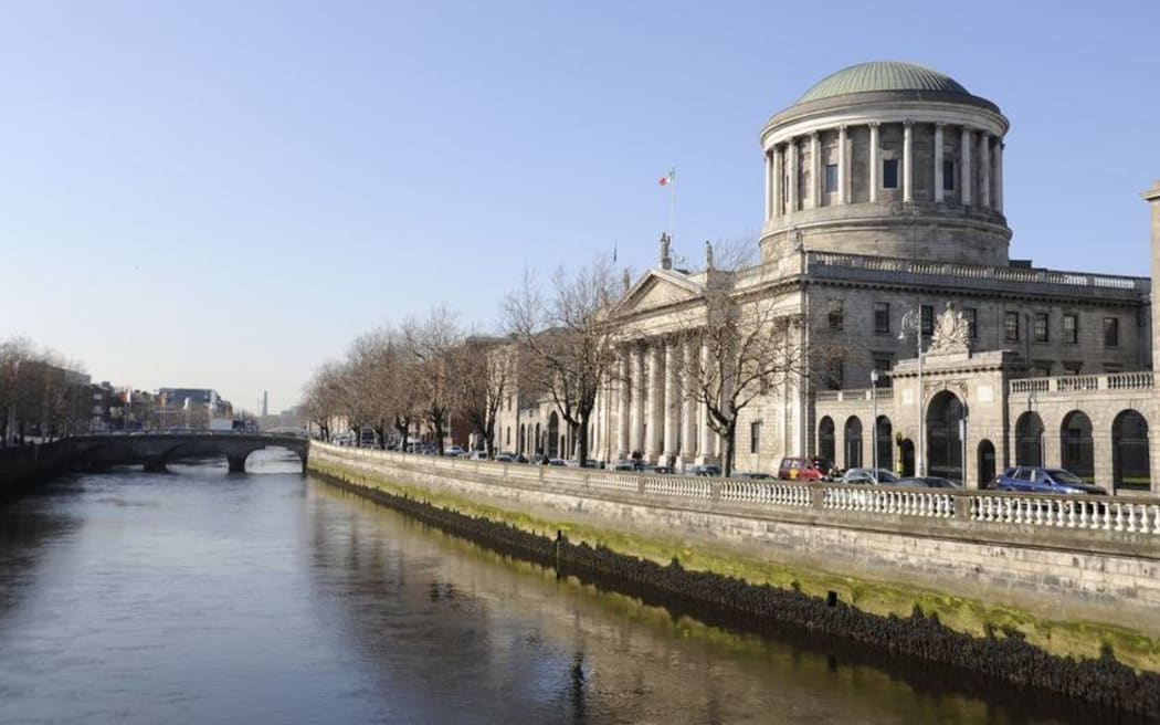 Life-support can be switched off | RNZ News