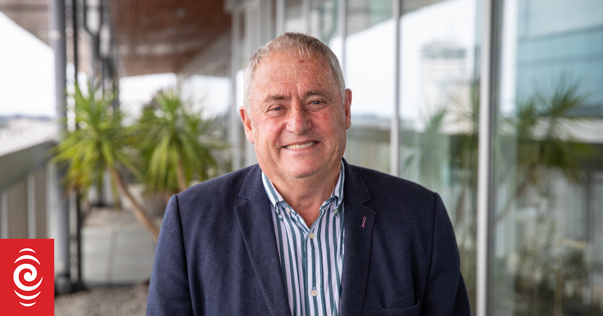 Christchurch mayor Phil Mauger to stand for second term | RNZ News