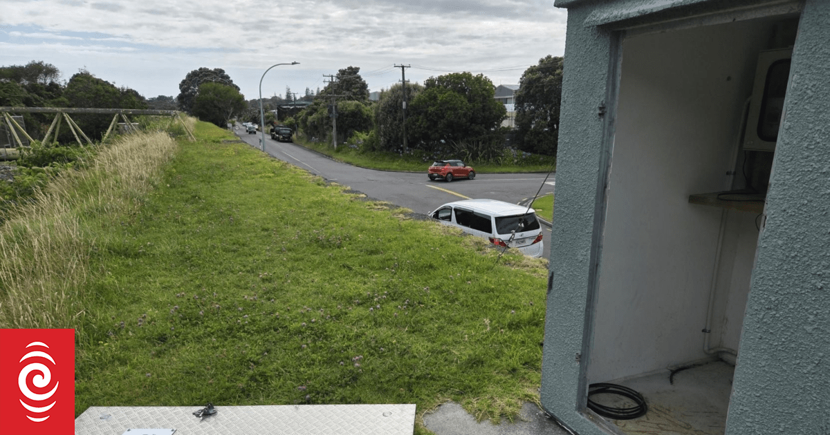 Vandalism of monitoring stations putting lives at risk | RNZ News