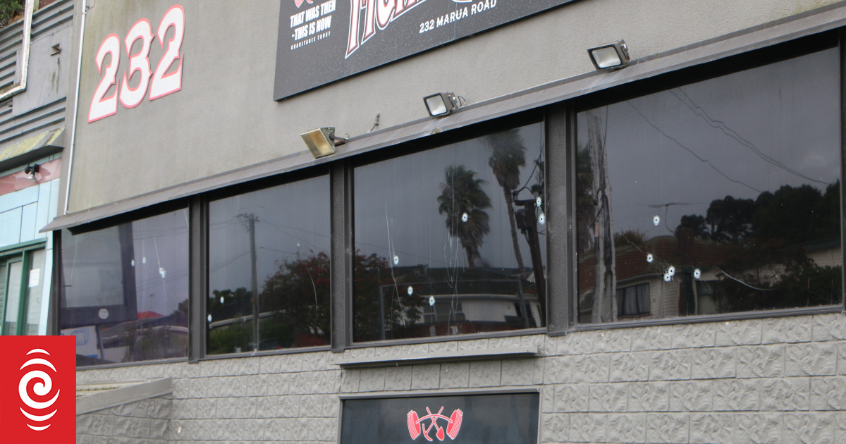 Gang pad riddled with bullets in early morning shooting | RNZ News