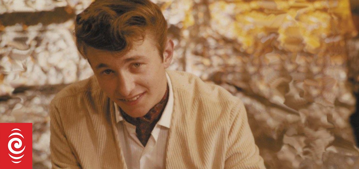 Ray Woolf - All Night Worker - Musical Chairs | RNZ