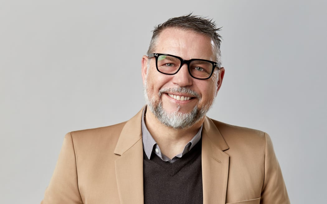 The Warehouse boss Nick Grayston abruptly quits | RNZ News