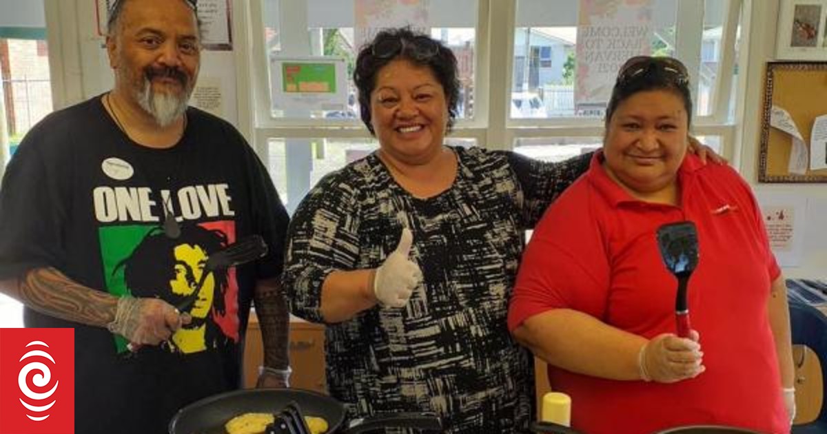 Super Grans helping other to help youngsters | RNZ