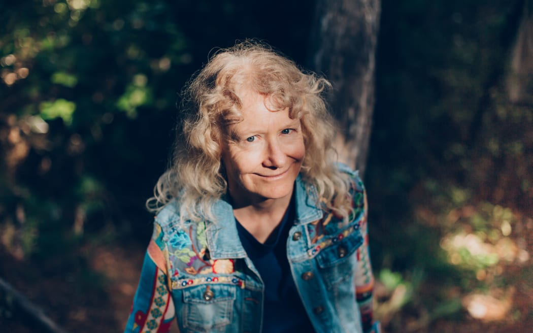 Standing Room Only for Sunday 25 September 2022 Standing Room Only | RNZ