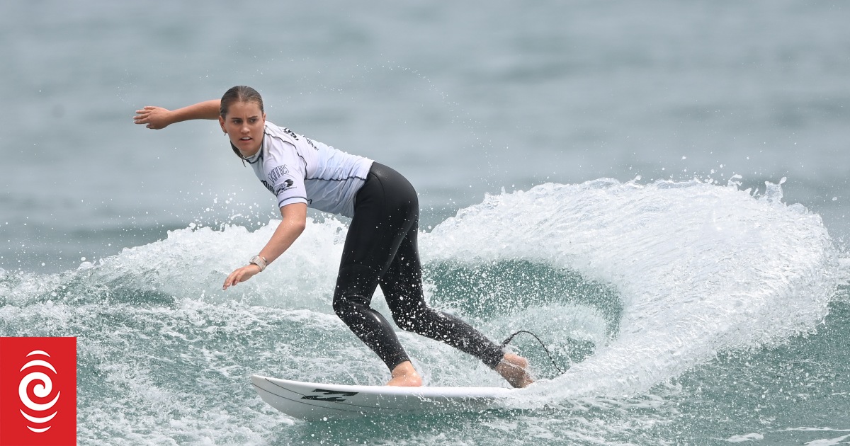 How late father inspired new Olympics surfer | RNZ News