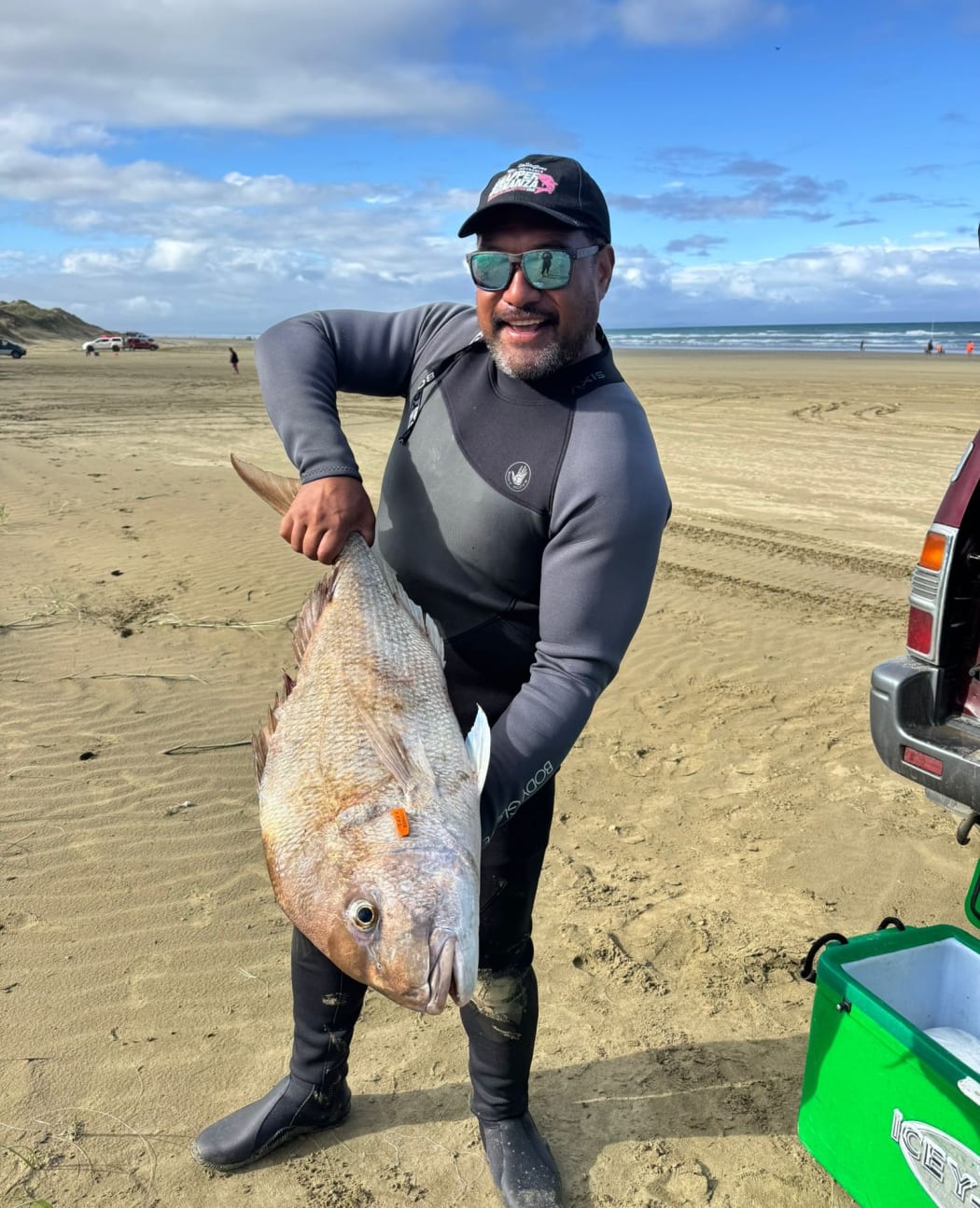 Ninety Mile Beach Snapper Bonanza winner reveals his secrets | RNZ News