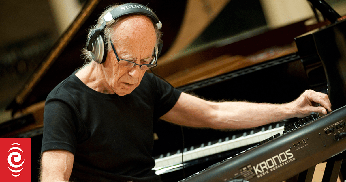 Mike Nock Retrospective | RNZ