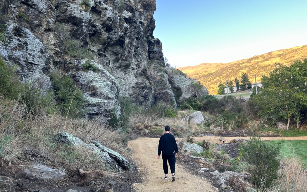 One dead after truck rolls on Central Otago walking track | RNZ News