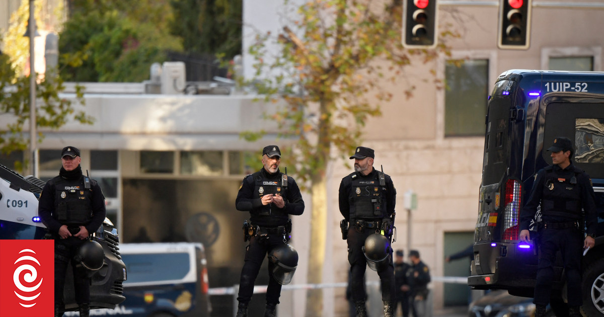Spain letter bombs: Spanish PM targeted amid spate of explosive ...