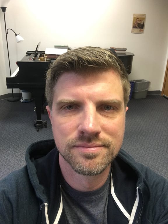 NZ vocal coach Andrew Crooks on self-isolation | RNZ