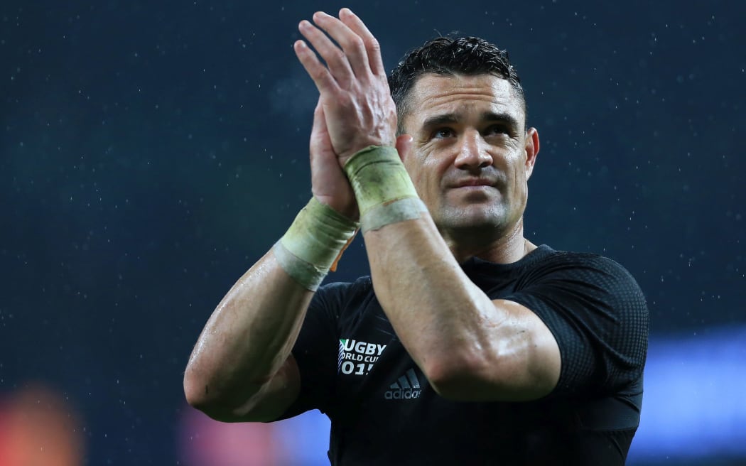 Dan Carter confirms retirement from rugby | RNZ News