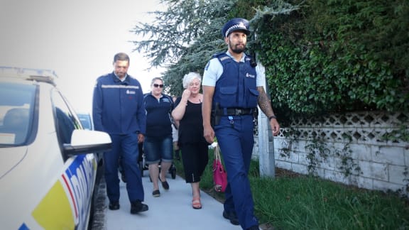 Te Atatu mourners | A Gallery from News | RNZ