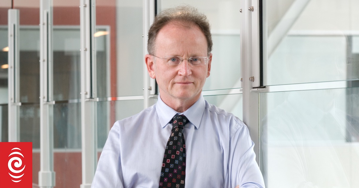 Professor Ed Gane and Wendy Overy discuss Hepatitis C cure | RNZ