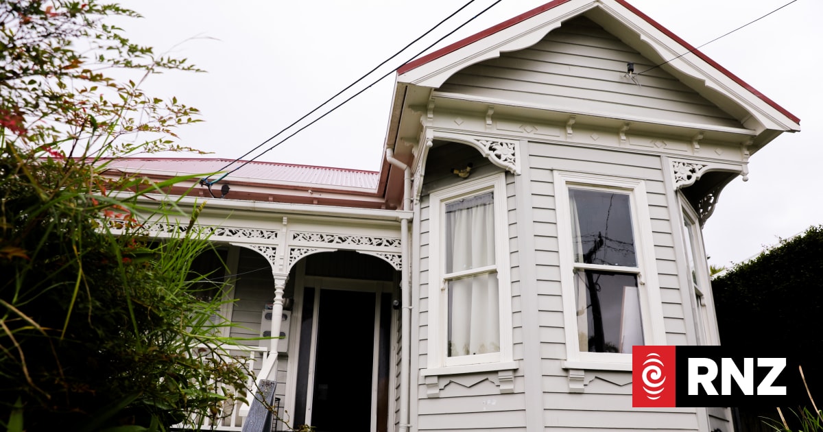 Kāinga Ora to sell its most valuable state house | RNZ