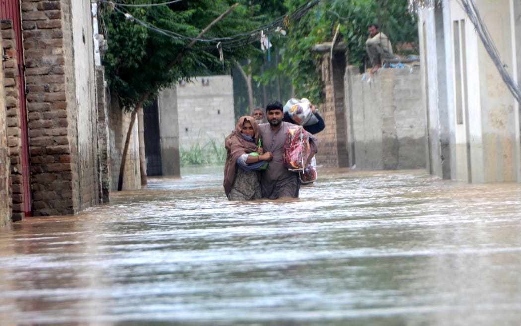 Flooding toll in Pakistan rises to 1100 as UN launches appeal | RNZ News