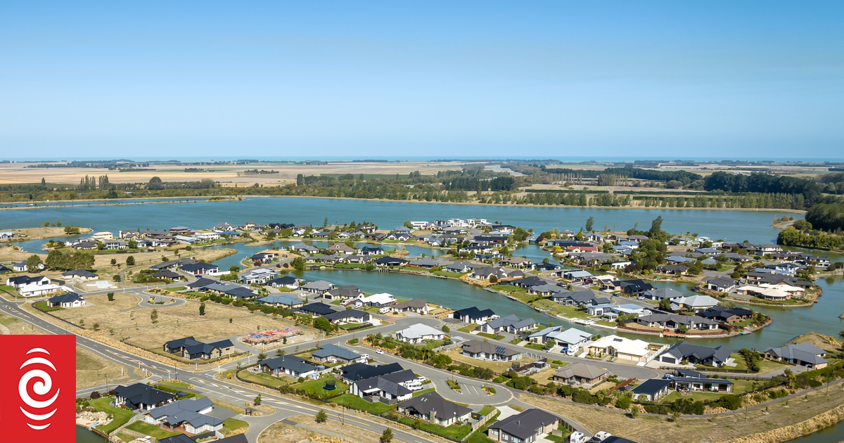 Around the motu: Jonathan Leask in Ashburton | RNZ