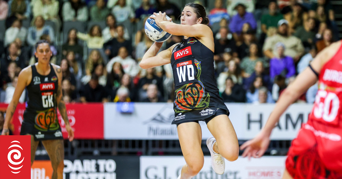 Netball: Tenacious Magic midcourter impresses as ball-winner | RNZ News