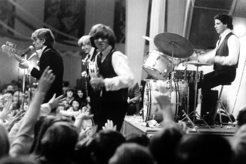 Tributes paid to Easybeats frontman | RNZ News