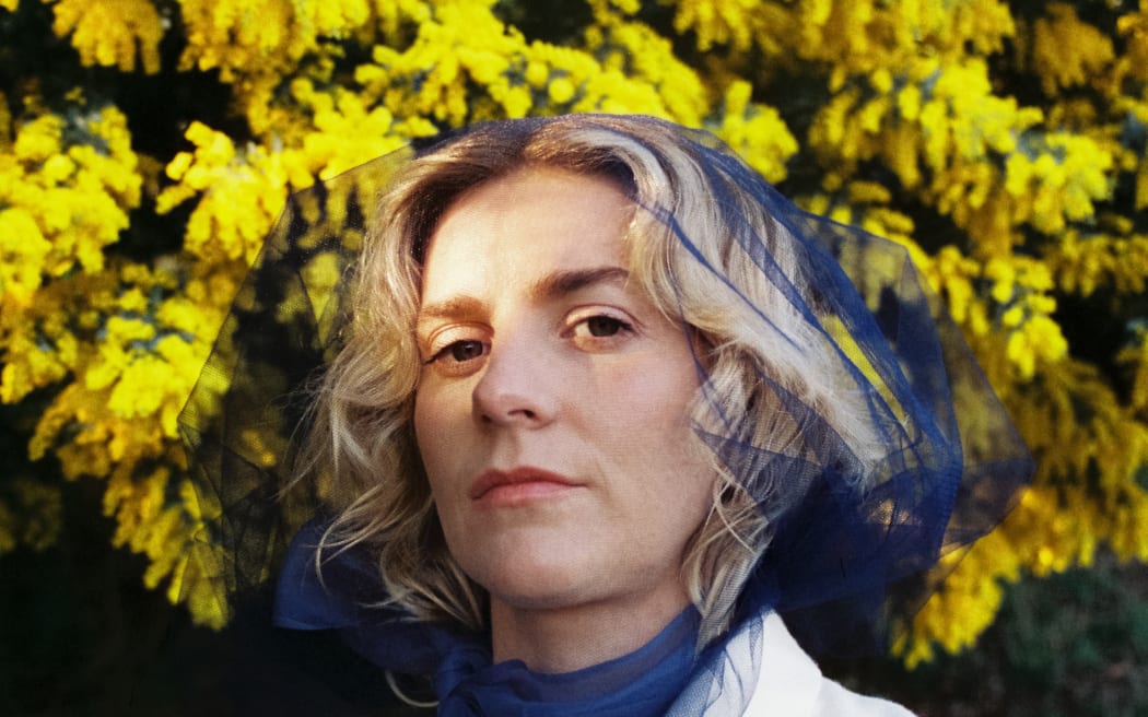 Review: Blue Dreams by Holly Arrowsmith | RNZ