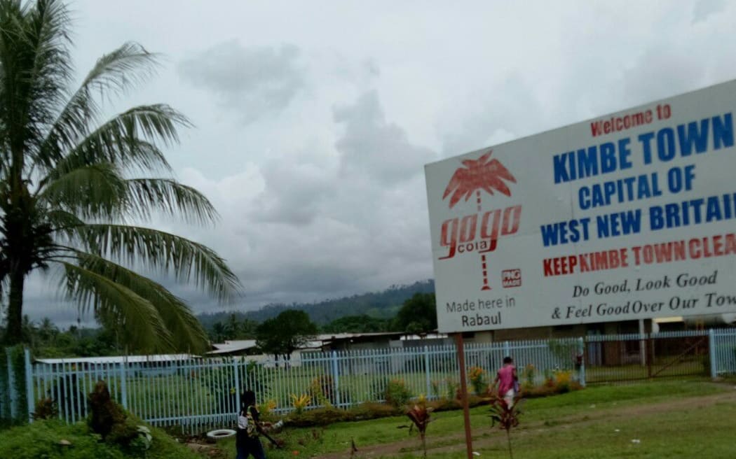 Authorities trying to contain unrest triggered by shooting dead of PNG ...