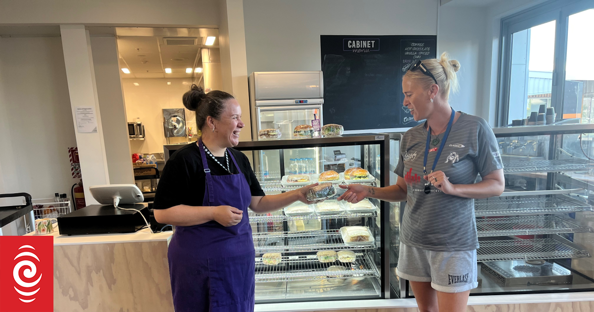 Haeata Community Campus wants to ditch free school lunch provider | RNZ ...